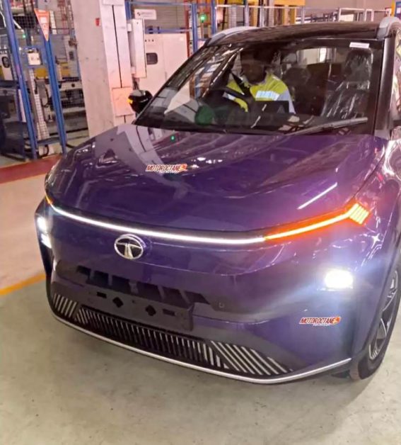 Tata Motors Nexon EV compact SUV facelift spied before official launch ... Tata Motors Nexon EV compact SUV facelift spied before official launch ...